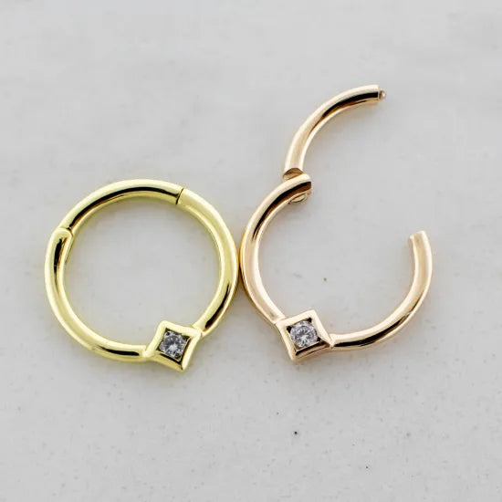 14k Hinge with Diamond – EM Jewelry
